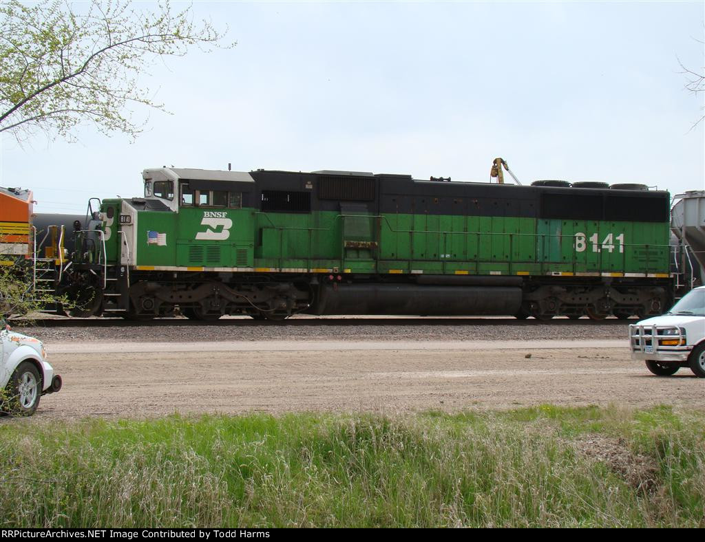 BNSF 8141